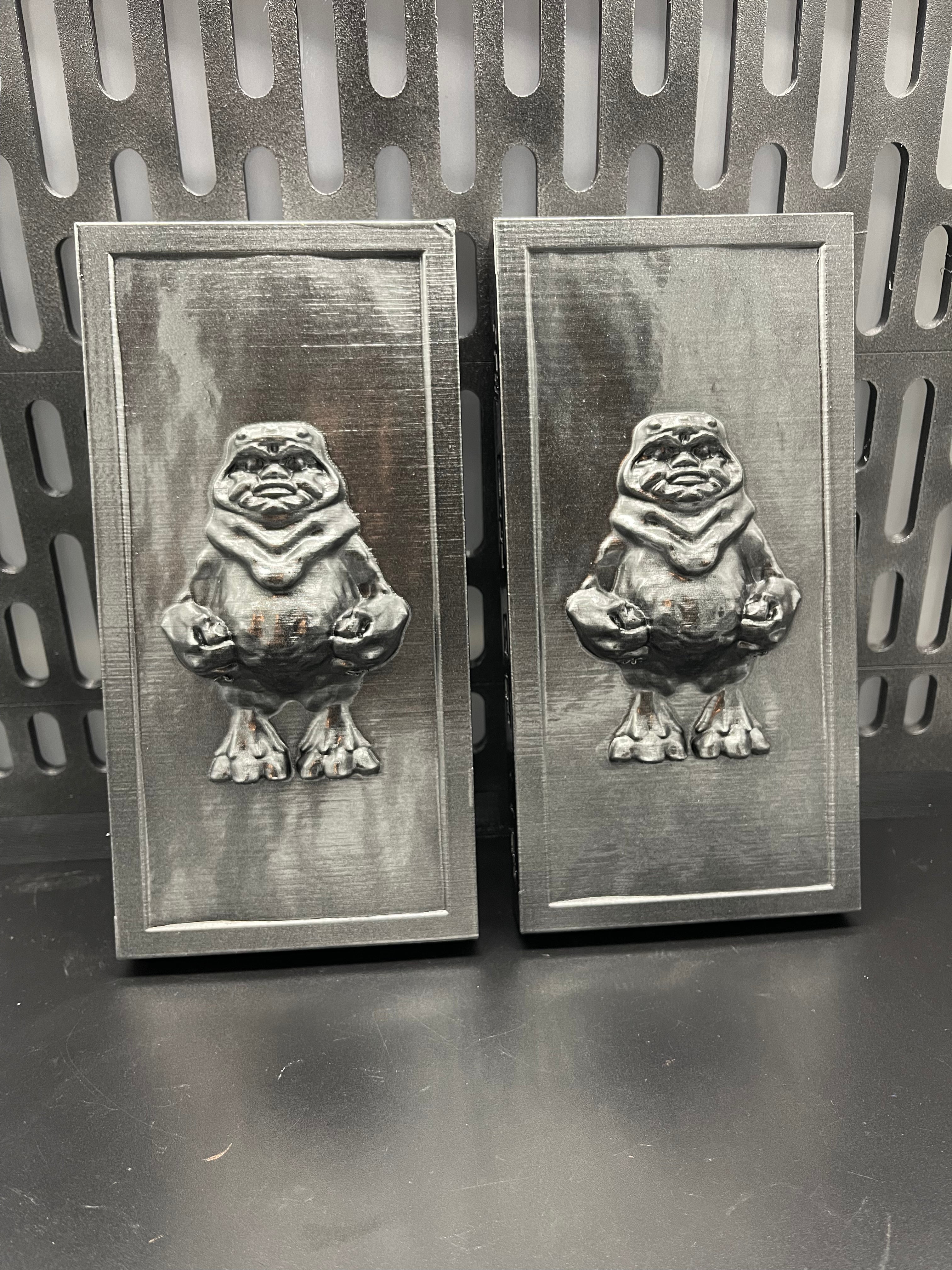 Ewoks stuck in Carbonite – Destinys Call Props Ewoks stuck in Carbonite – Destinys Call Props